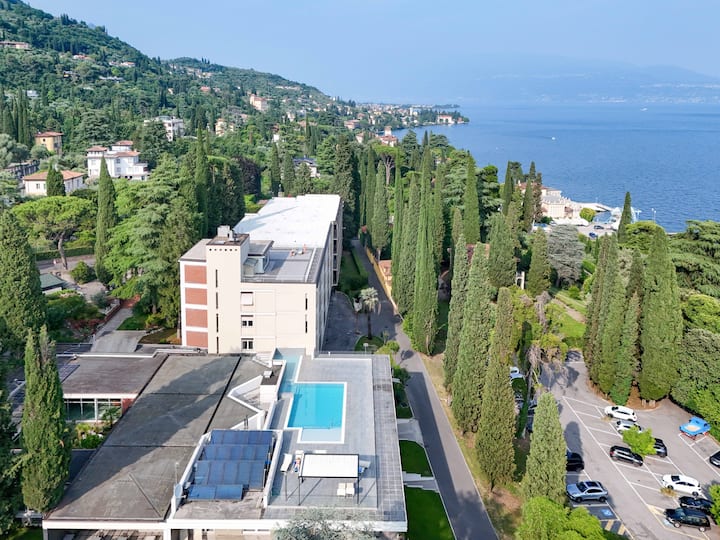 Mgh - Lake & Love Apartment - Gardone Riviera