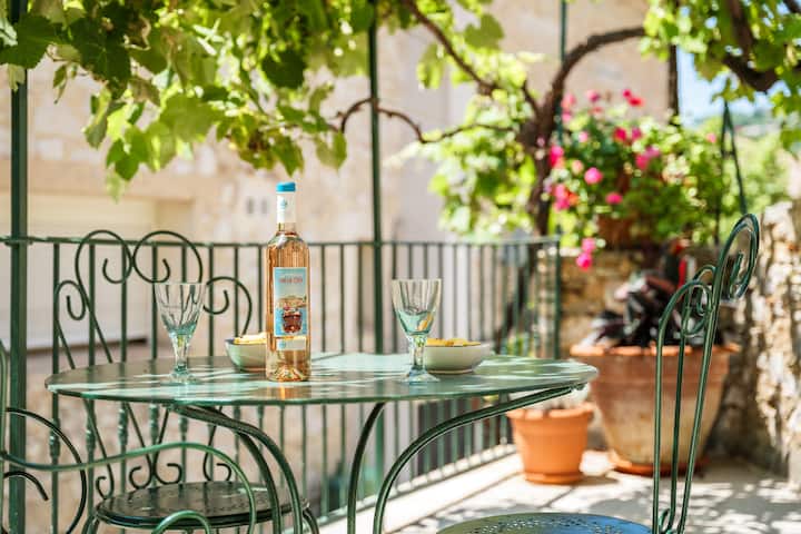 La Fontaine – ÉVasion De Charme à Tourrettes-sur-l - Tourrettes-sur-Loup