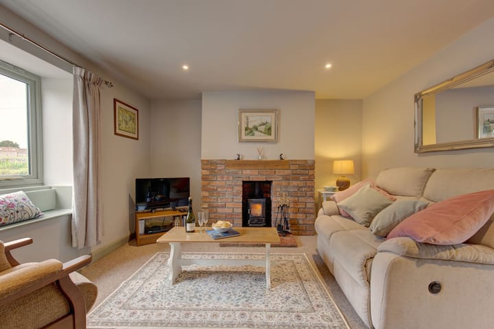 Forget Me Not Cottage - Blakeney