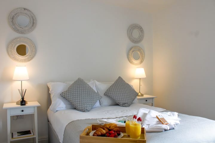 Appartement-balcon-salle De Bain Privée Séparée - Woburn Safari Park