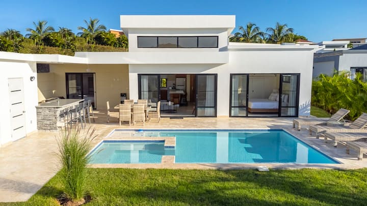 A Modern 2-bedroom Oasis: Paradise Found - Sosúa