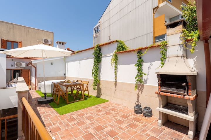 Spacious Duplex | Jacuzzi & Terrace By Hostwise - Porto