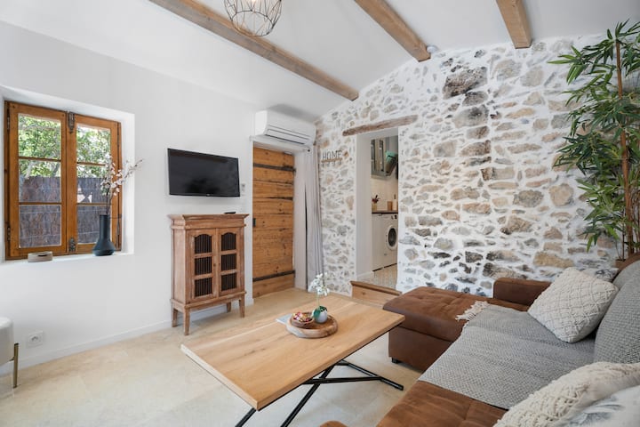 Joli Gîte Dans Les Collines - Toulon