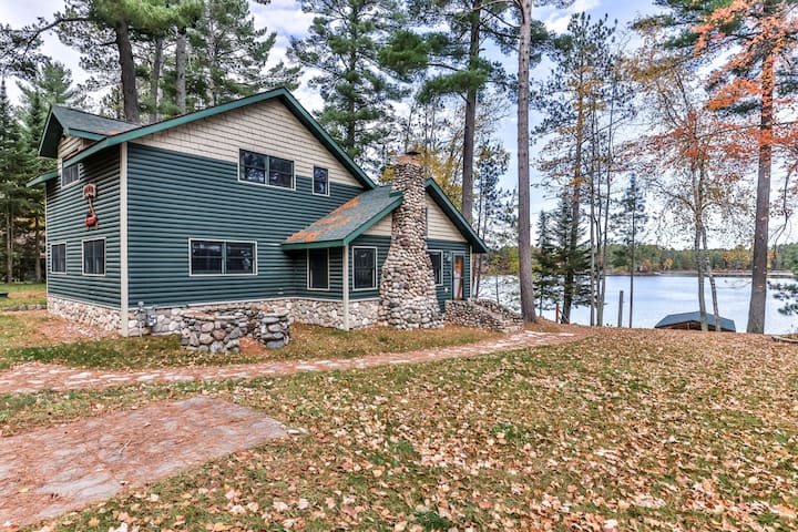 Stone Lake View – Dock, Sauna & Bunkhouse - Manitowish Waters, WI