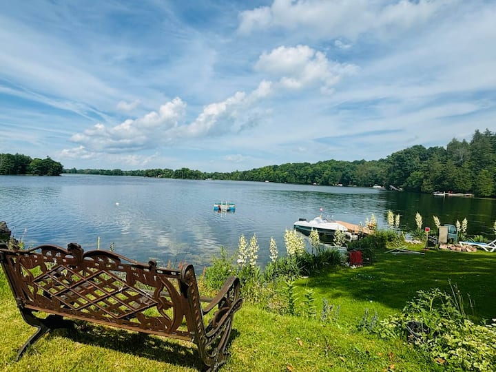 Beautiful Lakehouse - Kingston, Canadá