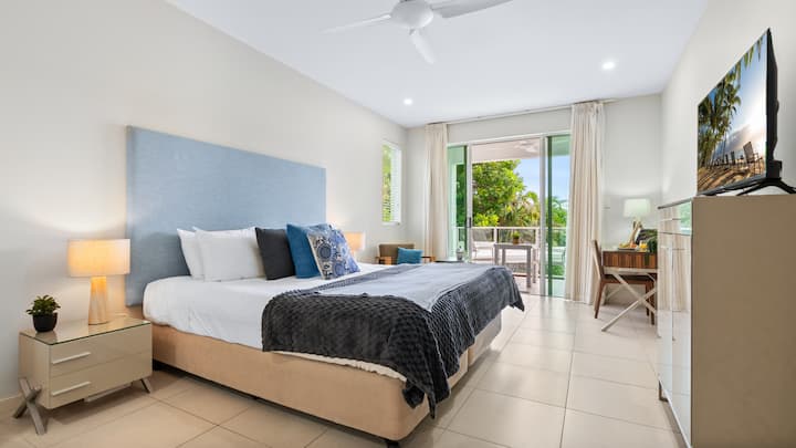 Shoreside Studio At 201 - Cairns
