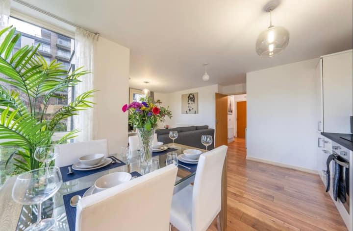 Luxurystaylong|sleeps6|freeparking|freegym|terrace - Hayes