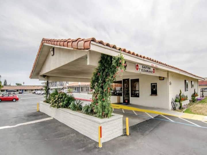 2 Lits Queen | Fumeur - Manteca, CA