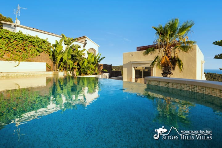 Spectaculaire Villa Ibizenca Avec Vue Sur La Mer E - Sitges