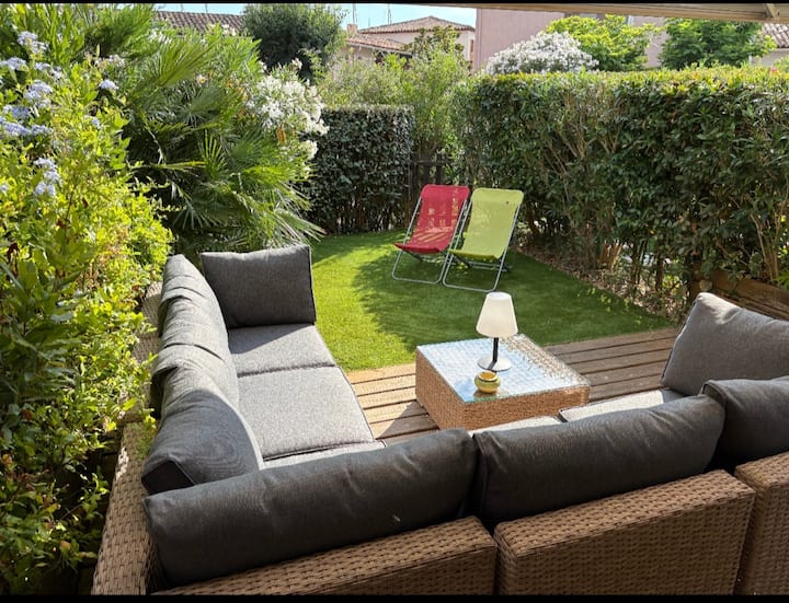 Appartement Avec Jardin Au Pied Du Port - Cogolin