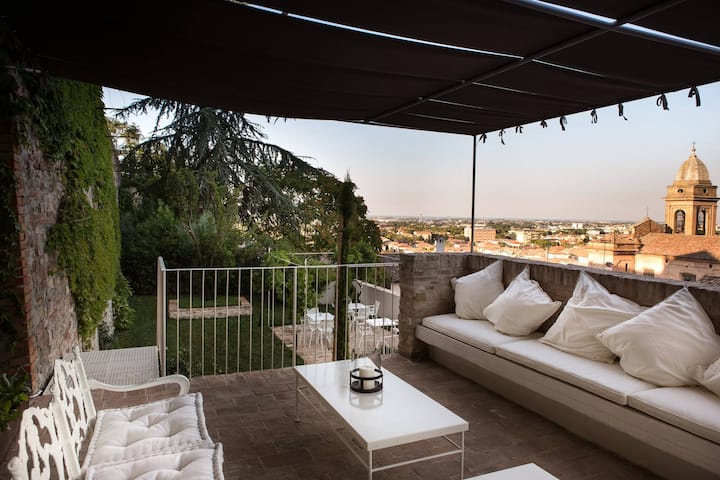 Villa Le Contrade - Historic Village Retreat - Rimini