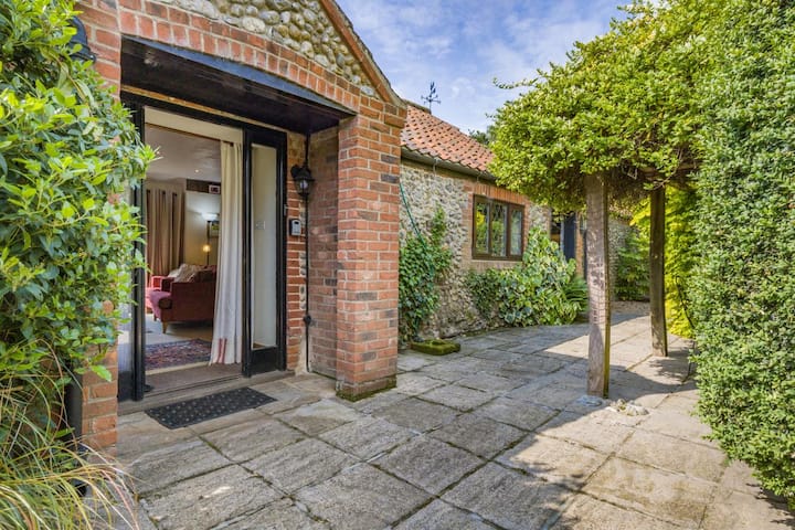 2 Bed In Sharrington (Oc-h32406) - Blakeney