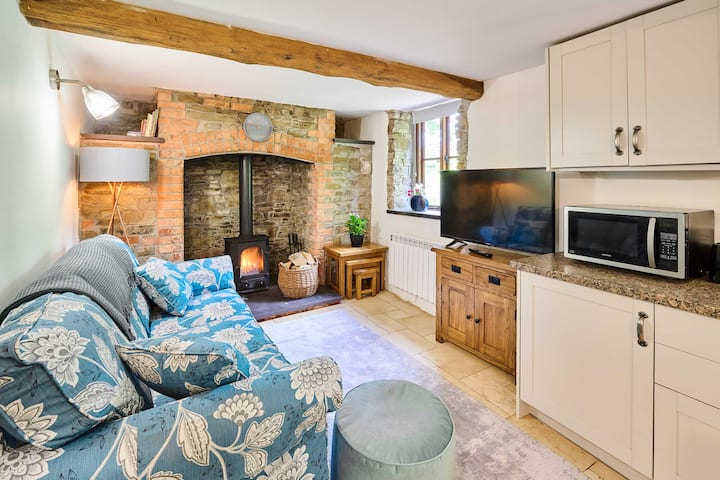 Host & Stay | Dipple Farm Cottage - Clovelly