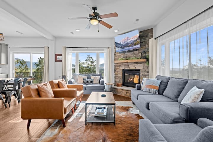 New Listing! Steps To Bus Loop | Hot Tub | Decks | - Fraser, CO