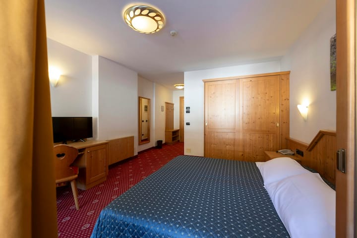 Enjoy The Clean Mountain Air From Your Balcony - Rocca Pietore