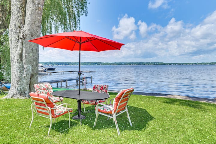 Private Dock: Lakefront Gem On Saratoga Lake - Saratoga Springs, NY