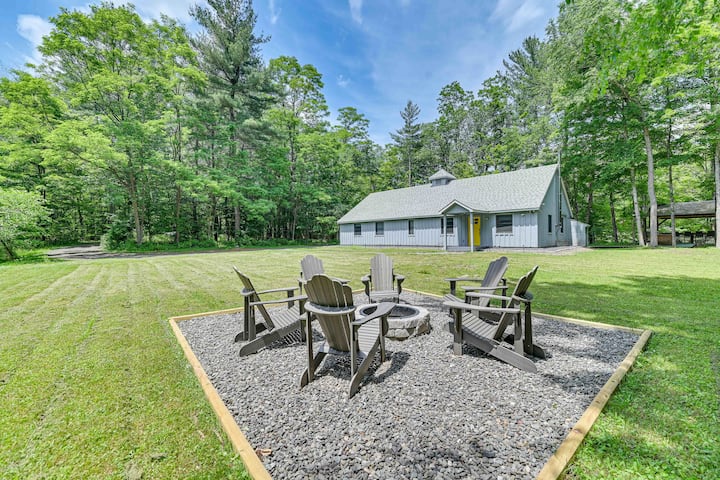 Fish & Swim: Home W/ Catskill Creek Views! - Zoom Flume Water Park, East Durham