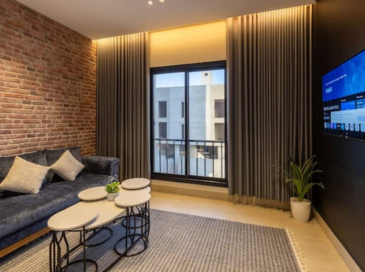 Comfortable Two Br Home With Shared Garden - Madinah