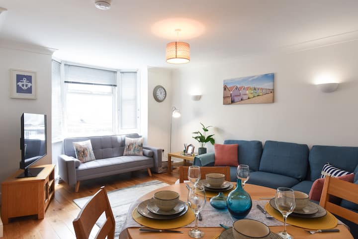 Southsea Deck | Located In The Heart Of Southsea! - Fareham