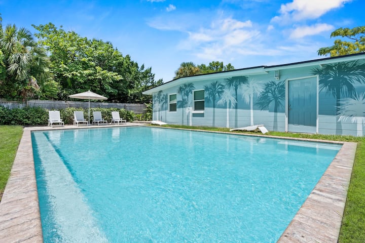 New! Heated Pool & 8 Blocks To Beach And Pier! - Neptune Beach, FL