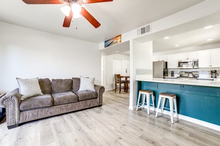 3 Mi To Dtwn: Gated Condo W/ Patio In Reno! - Reno, NV