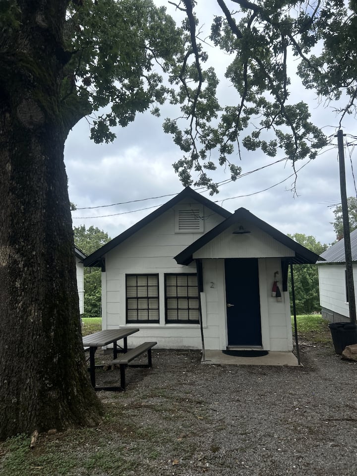 Cookson Resort - Tenkiller Cabin #2 - Rocky Mountain, OK