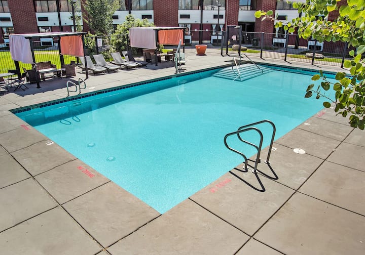 Relax & Unwind! 3 Pet-friendly Units, Pool Access! - Cedar City, UT