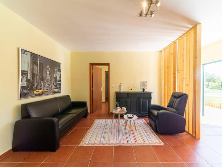Maison à Netos Avec Piscine Et Sauna - Soure