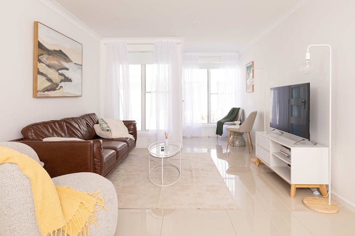 Lake Illawarra Family Escape - Dapto