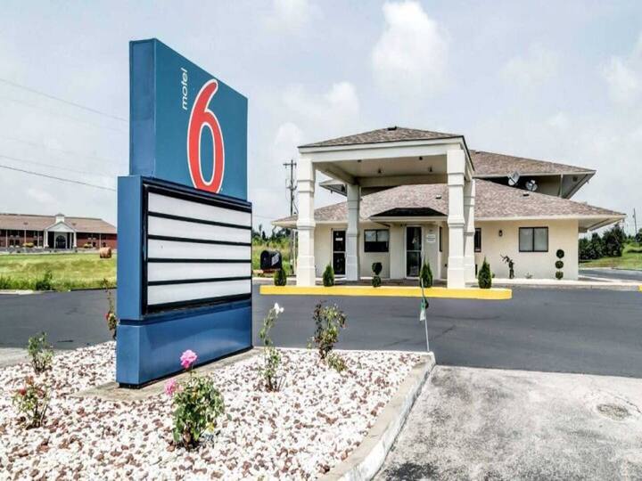 Motel 6 Berea, Ky_1 King Bed | Fumeur, - Berea, KY