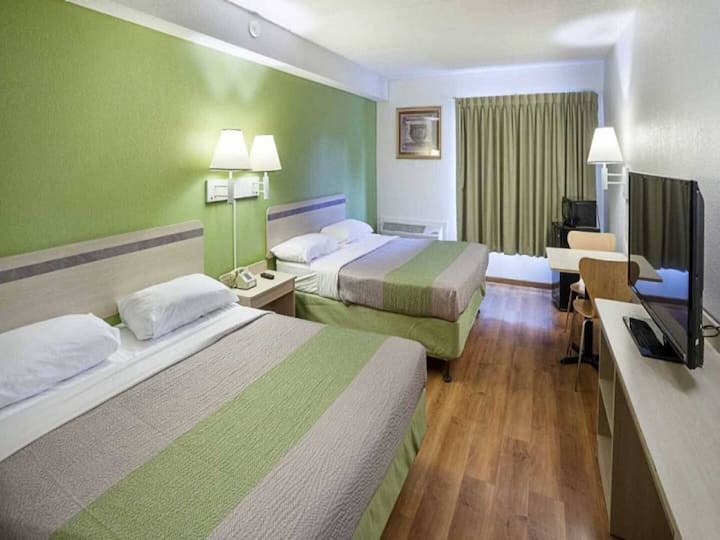 2 Lits Queen | Ns | Mini Réfrigérateur - Binghamton, NY