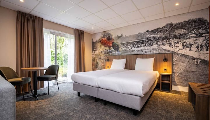 Lush Forest Room Perfect For Quiet, Restful Stay - Oosterbeek
