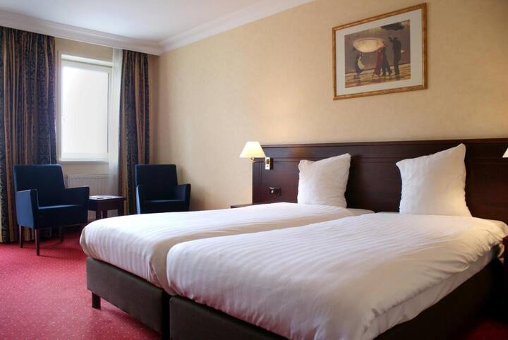 Explore Sluis – Central Stay Near Historic Center - Cadzand