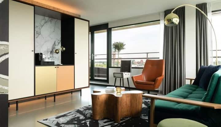 Stylish Rooms Near Erasmus Bridge – 2 Units - Rotterdam
