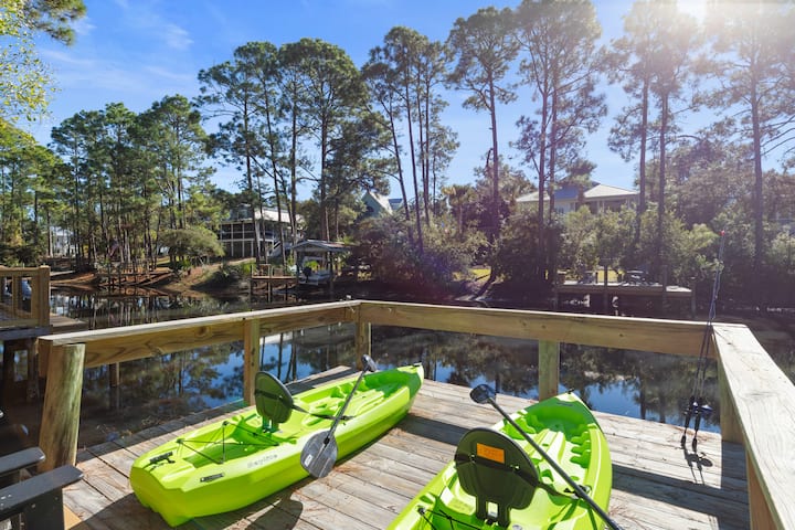 Kayak 2 Beach, On Eastern Lake, Dock, Bikes, Games - Alys Beach, FL