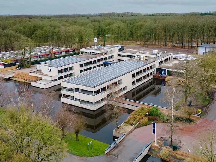 2 Peaceful Hotel Stays Close To Lakes And Wetlands - Emmeloord