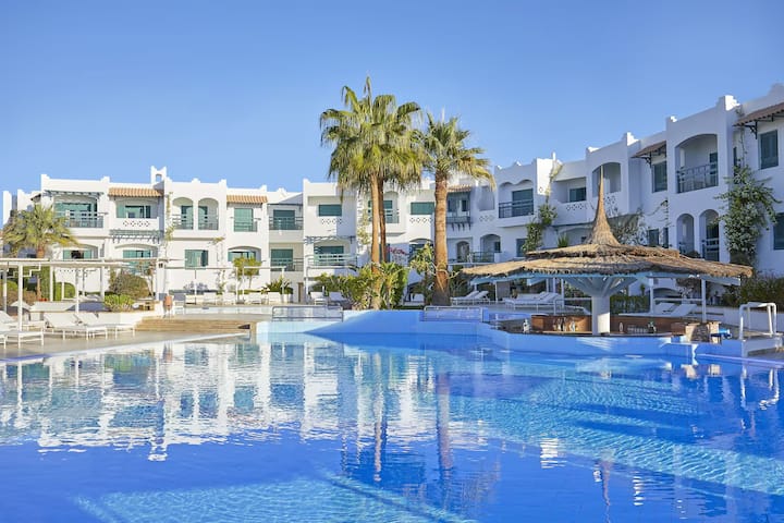 2 Secluded Suites With Balcony And Pool - Scharm El-Scheich