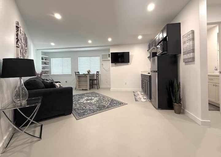 Cozy Studio In A Gated Community On Lake Conroe - Conroe