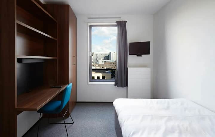 Hip Room At Social Hub Amsterdam West - Zaandam