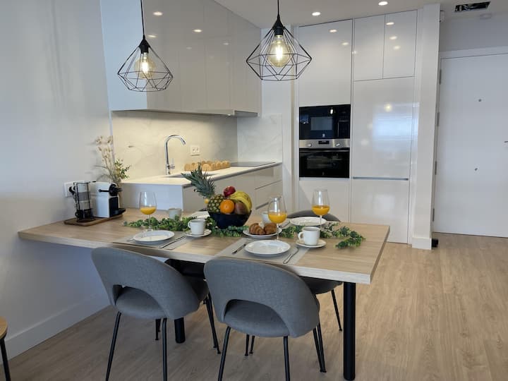 Sueños Del Mediterraneo. - Marbella