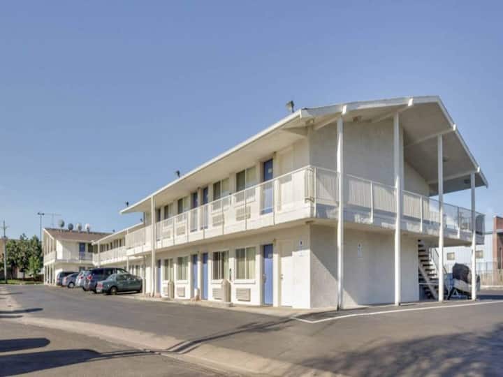 2 Lits Complets | Ns | Micfridge - Lakewood, CO