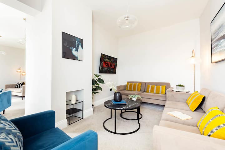 Ocean Pearl - Seaside Sanctuary - Scarborough