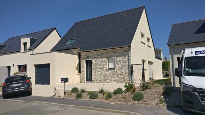 Maison 4 Pièces Avec Jardin à Saint-coulomb - Cancale