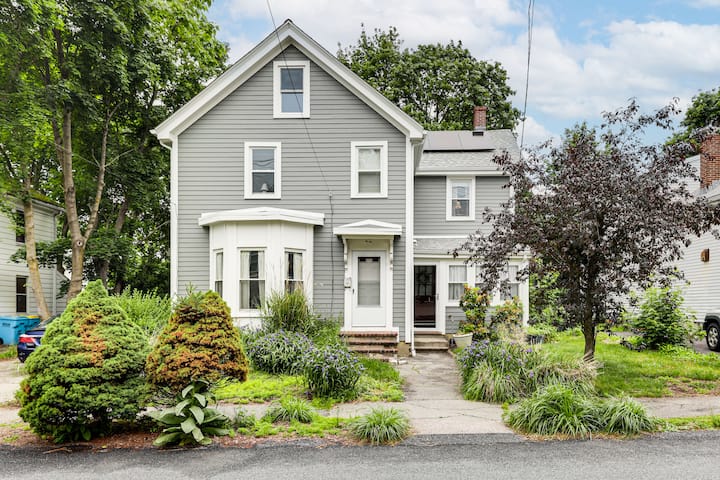 1 Mi To Needham Center Square: Pet-friendly Apt! - Weston, MA