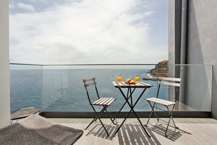 Ocean Cliff Apartment - Machico