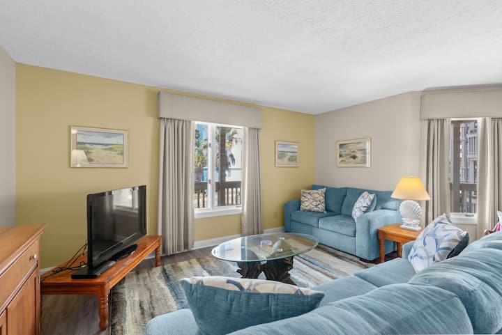 Salty Breeze/steps To Pool+myrtle Beach Amenities - Myrtle Beach, SC