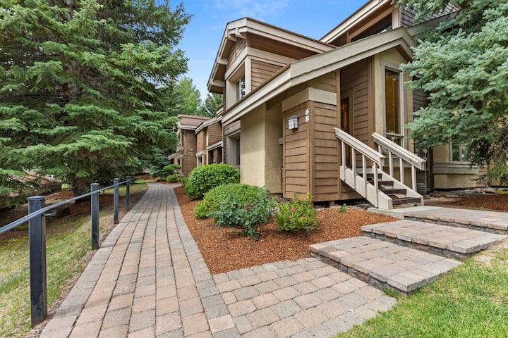 Sunburst Condo Near Skiing & Resort Amenities - Sun Valley, ID