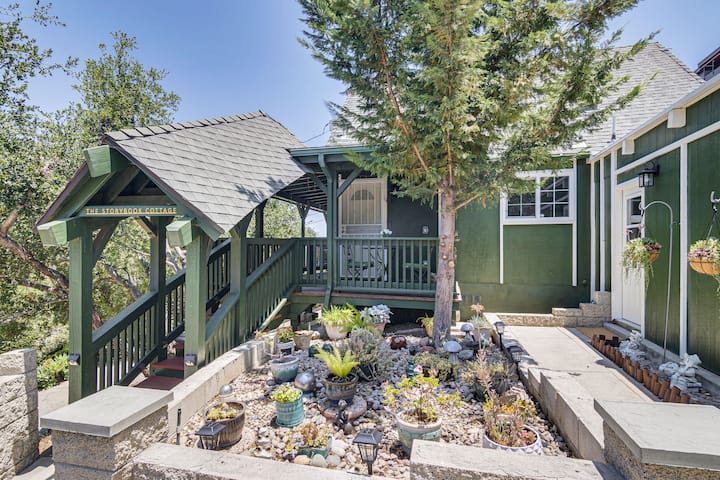 The Storybook Cottage: Every Stay Tells A Story! - Thousand Oaks, CA