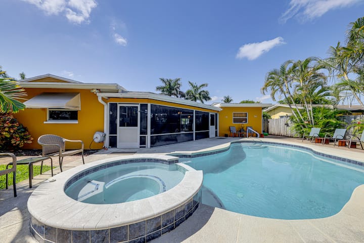 Outdoor Oasis, 2 Mi To Shore: Boynton Beach Home! - Boynton Beach, FL