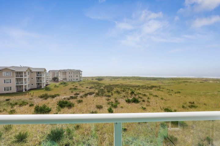 433 A Magnificent View From The Top - Westport